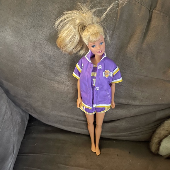 Barbie | Toys | Vintage 998 Barbie In Lakers Uniform Doll No Shoes ...